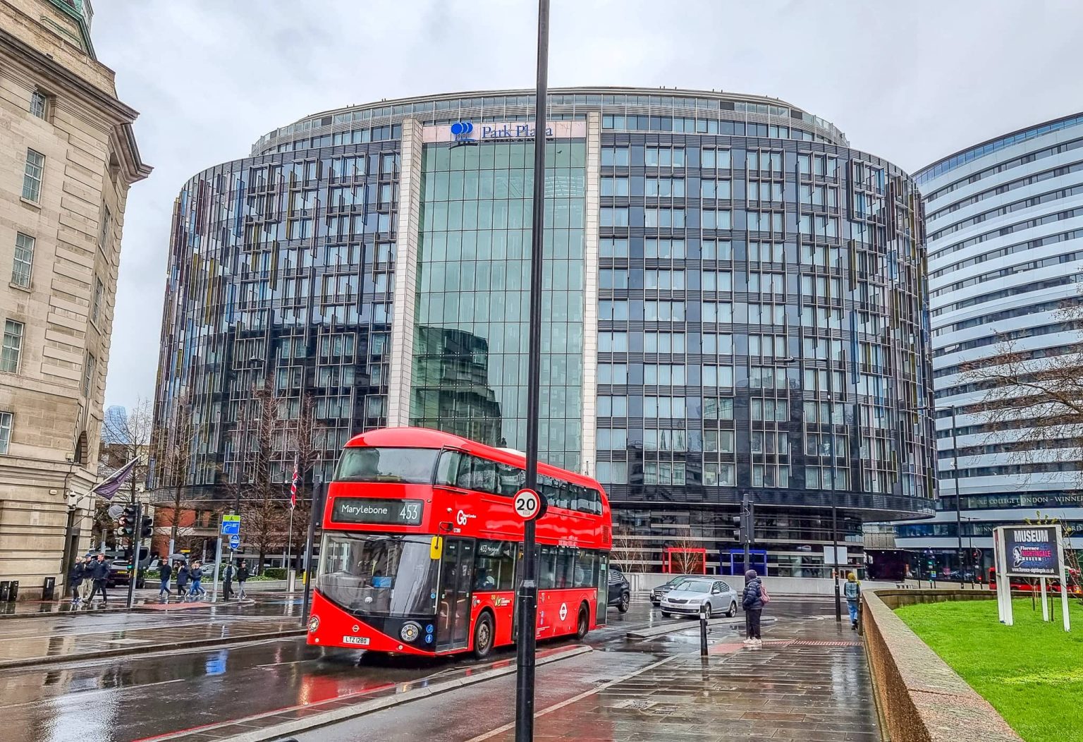 United Rental Group Host Their 35th Birthday Party