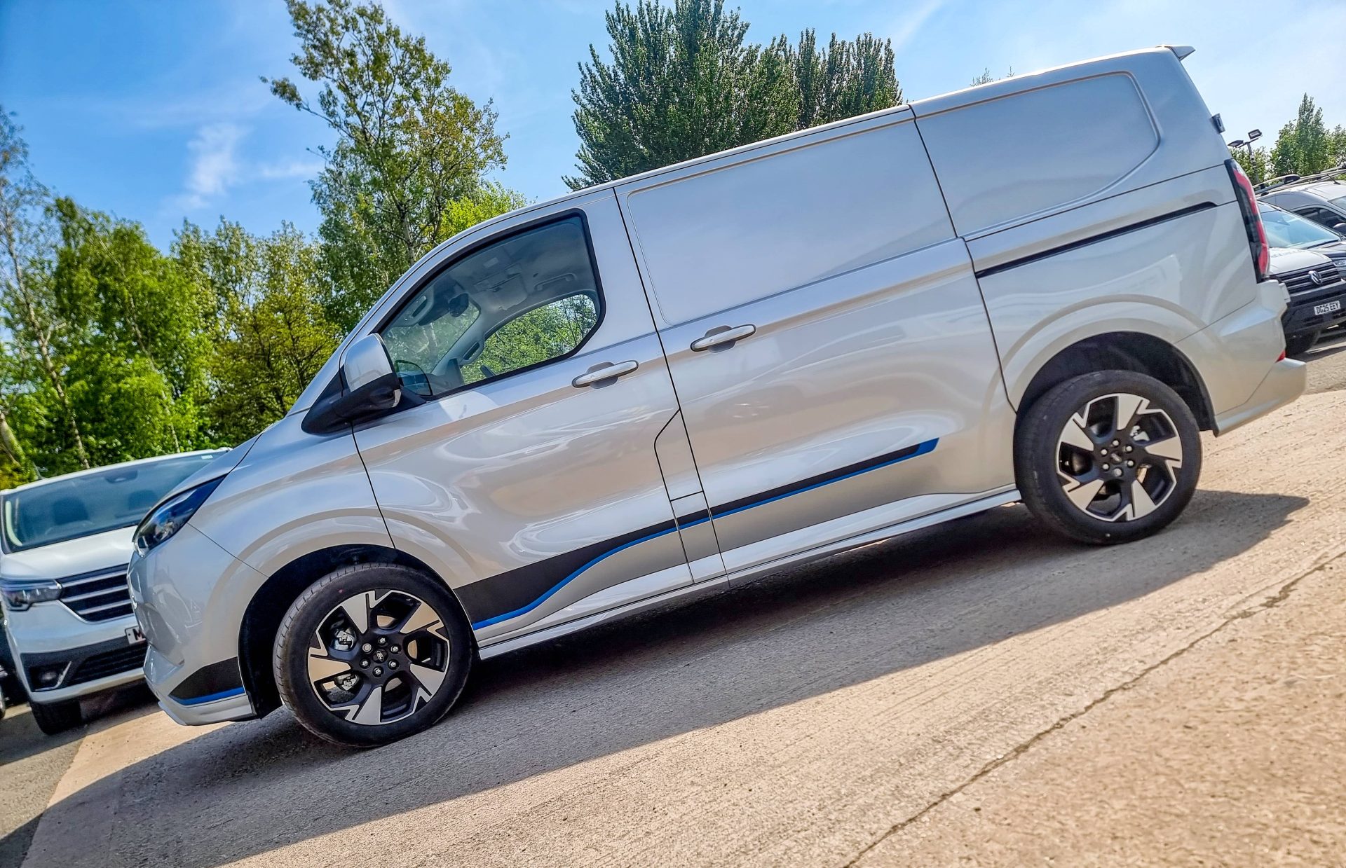 Ford Transit Custom Sport 2025 - A Step Beyond